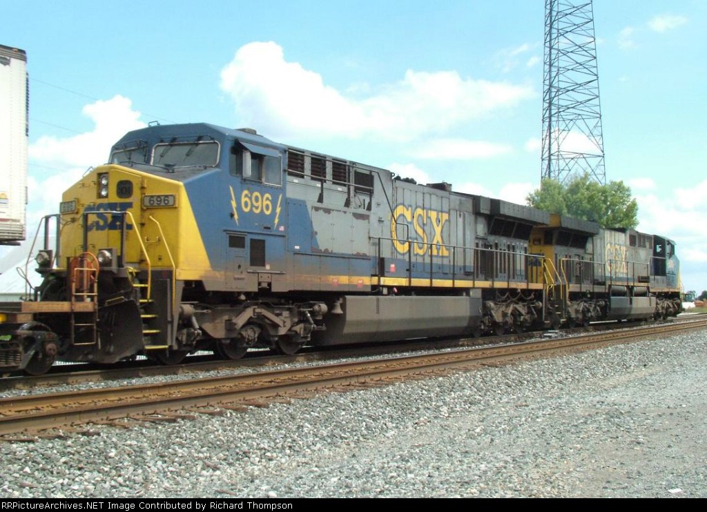 CSX 696